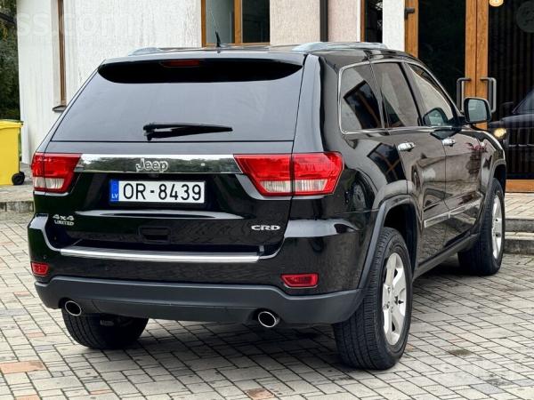Джип Гранд Чероки 2012 в Елгава на AUTOMOTO.COM.LV Черный Джип Гранд Чероки 2012 в Елгава, объемом двигателя 3.00 л и пробегом 221 тыс. км за 8900 €, фото 4 на AUTOMOTO.COM.LV
