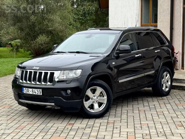 Джип Гранд Чероки 2012 в Елгава на AUTOMOTO.COM.LV Черный Джип Гранд Чероки 2012 в Елгава, объемом двигателя 3.00 л и пробегом 221 тыс. км за 8900 €, фото 6 на AUTOMOTO.COM.LV