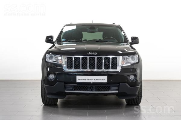 Melns Jeep Grand Cherokee 2013 Rīga, ar dzinēja tilpumu 3.00 L un nobraukumu 213 tūkst. km par 1850 €, foto 3 vietnē AUTOMOTO.COM.LV
