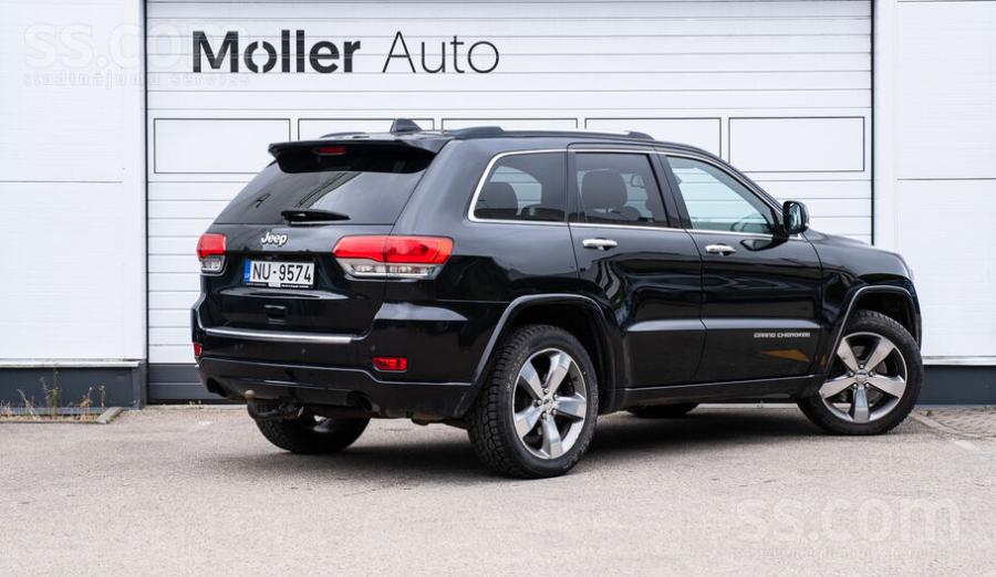 Melns Jeep Grand Cherokee 2013 Rīga, ar dzinēja tilpumu 3.00 L un nobraukumu 227 tūkst. km par 14500 €, foto 3 vietnē AUTOMOTO.COM.LV