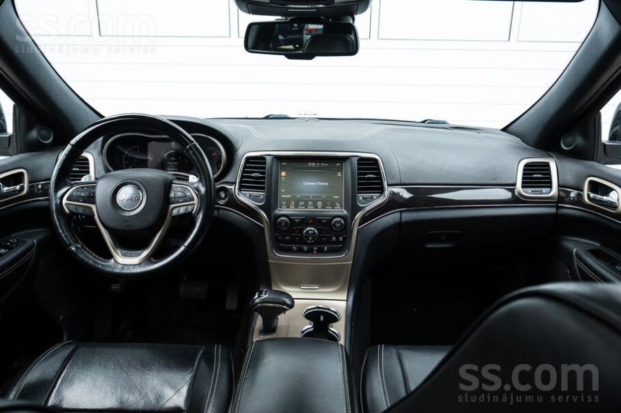 Melns Jeep Grand Cherokee 2013 Rīga, ar dzinēja tilpumu 3.00 L un nobraukumu 227 tūkst. km par 14500 €, foto 9 vietnē AUTOMOTO.COM.LV