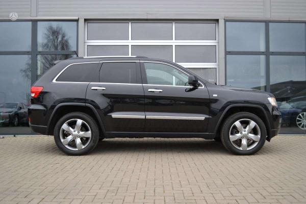 Melns Jeep Grand Cherokee 2013 Viļņa, ar dzinēja tilpumu 2.99 L un nobraukumu 135 tūkst. km par 13000 €, foto 6 vietnē AUTOMOTO.COM.LV