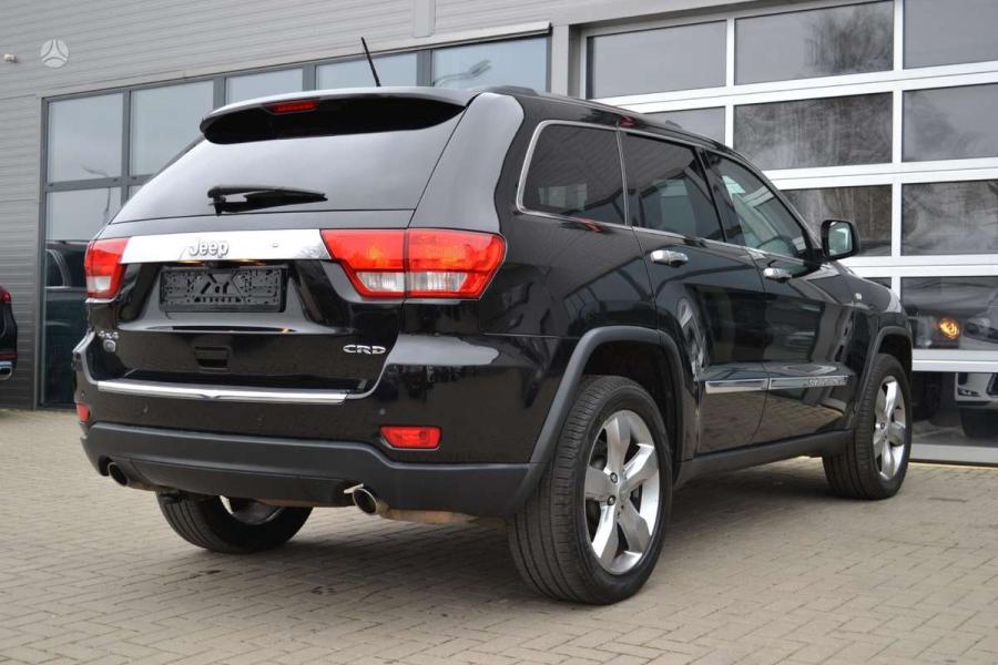 Black Jeep Grand Cherokee 2013 in Vilnius, with an engine capacity of 2.99 L and mileage of 135 thousand km for 13000 €, photo 10 on AUTOMOTO.COM.LV