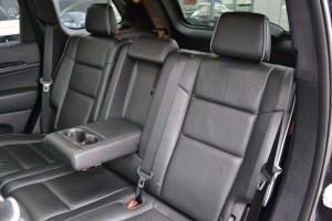 Black Jeep Grand Cherokee 2013 in Vilnius, with an engine capacity of 2.99 L and mileage of 135 thousand km for 13000 €, photo 26 on AUTOMOTO.COM.LV