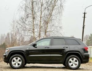 Melns Jeep Grand Cherokee 2013 Šauļi, ar dzinēja tilpumu 3.00 L un nobraukumu 284 tūkst. km par 13200 €, foto 14 vietnē AUTOMOTO.COM.LV
