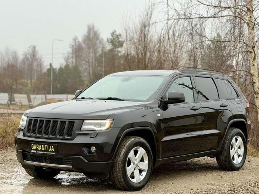 Melns Jeep Grand Cherokee 2013 Šauļi, ar dzinēja tilpumu 3.00 L un nobraukumu 284 tūkst. km par 13200 €, foto 19 vietnē AUTOMOTO.COM.LV