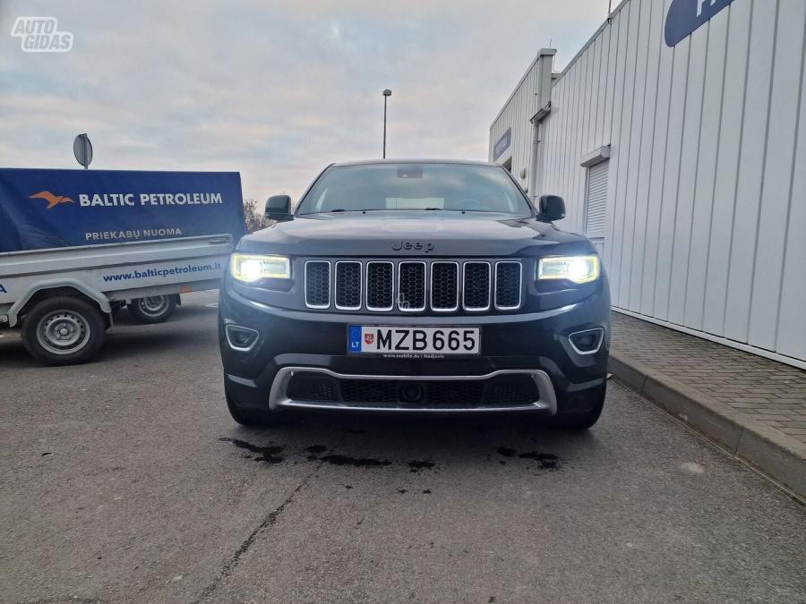 Black Jeep Grand Cherokee 2013 in Kaunas, with an engine capacity of 3.00 L and mileage of 298 thousand km for 10000 €, photo 1 on AUTOMOTO.COM.LV
