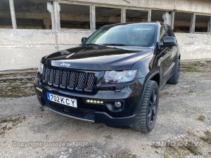 Black Jeep Grand Cherokee 2013 in Rakvere, with an engine capacity of 3.00 L and mileage of 249 thousand km for 10900 €, photo 3 on AUTOMOTO.COM.LV