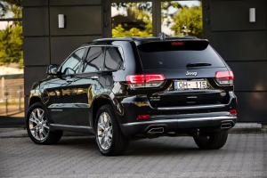 Melns Jeep Grand Cherokee 2013 Jelgava, ar dzinēja tilpumu 3.00 L un nobraukumu 215 tūkst. km par 10300 €, foto 12 vietnē AUTOMOTO.COM.LV