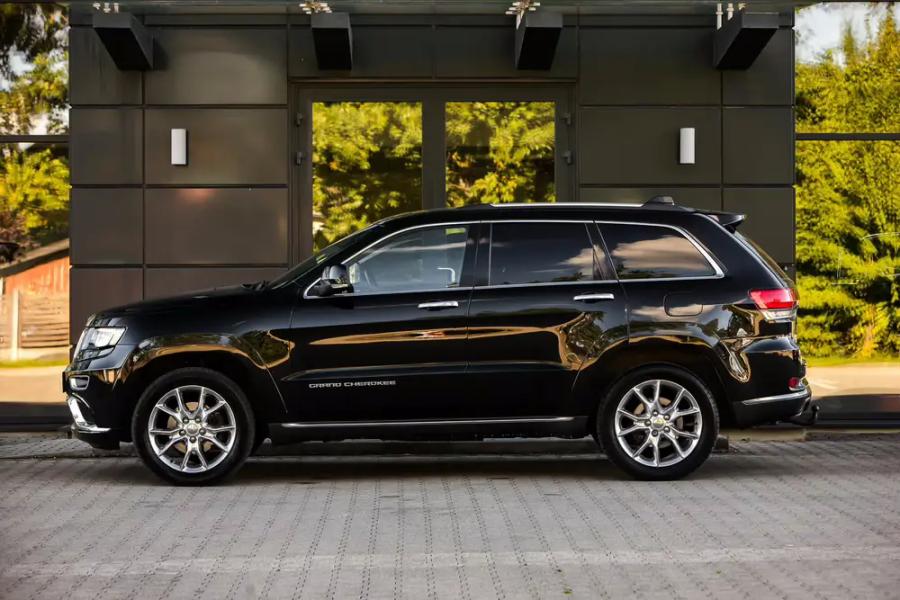 Melns Jeep Grand Cherokee 2013 Jelgava, ar dzinēja tilpumu 3.00 L un nobraukumu 215 tūkst. km par 10300 €, foto 15 vietnē AUTOMOTO.COM.LV