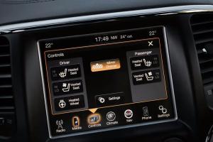 Melns Jeep Grand Cherokee 2013 Jelgava, ar dzinēja tilpumu 3.00 L un nobraukumu 215 tūkst. km par 10300 €, foto 34 vietnē AUTOMOTO.COM.LV