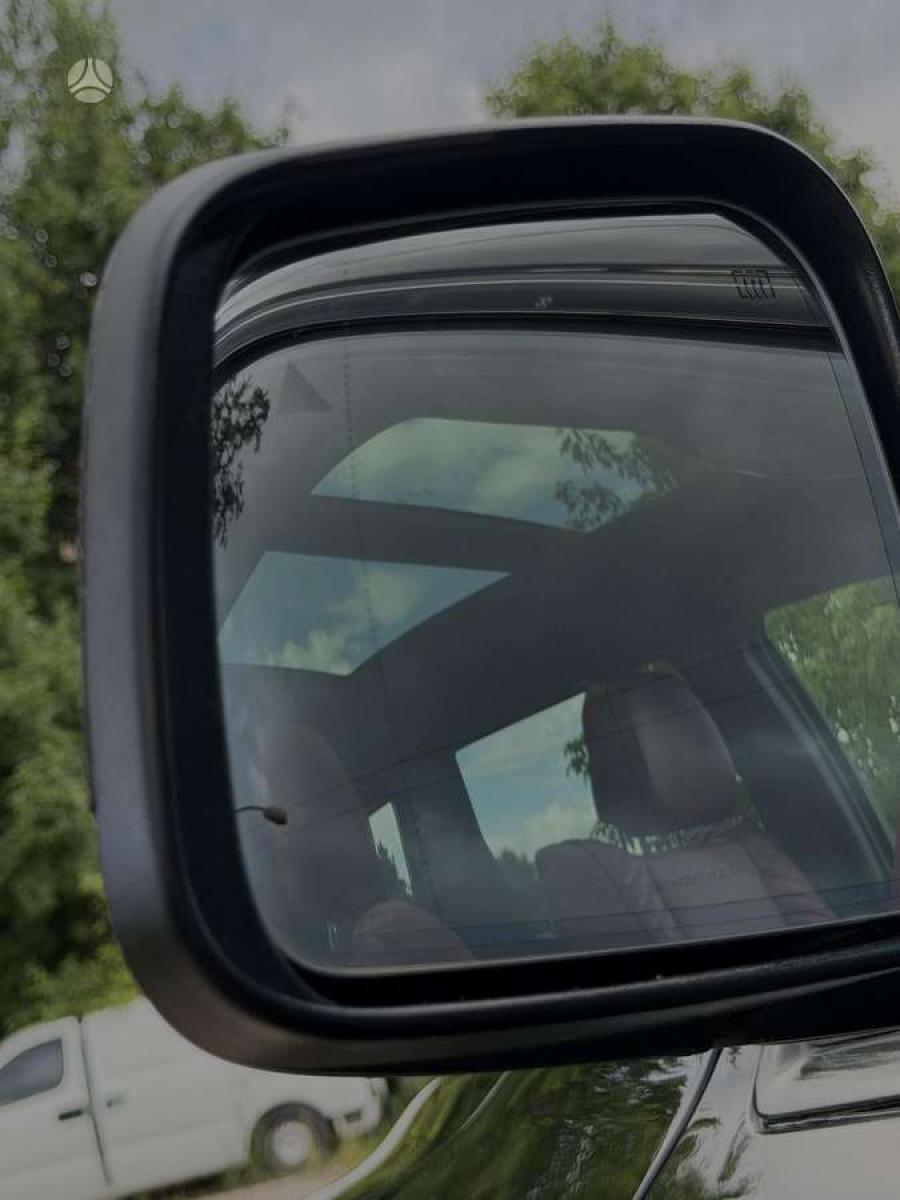 Melns Jeep Grand Cherokee 2013 Šauļi, ar dzinēja tilpumu 2.99 L un nobraukumu 284 tūkst. km par 13200 €, foto 25 vietnē AUTOMOTO.COM.LV