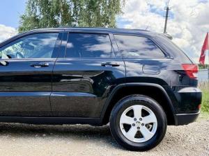 Melns Jeep Grand Cherokee 2013 Šauļi, ar dzinēja tilpumu 2.99 L un nobraukumu 284 tūkst. km par 13200 €, foto 13 vietnē AUTOMOTO.COM.LV