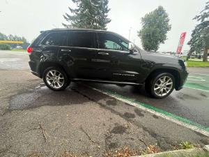 Melns Jeep Grand Cherokee 2013 Tauragė, ar dzinēja tilpumu 2.99 L un nobraukumu 229 tūkst. km par 9000 €, foto 5 vietnē AUTOMOTO.COM.LV