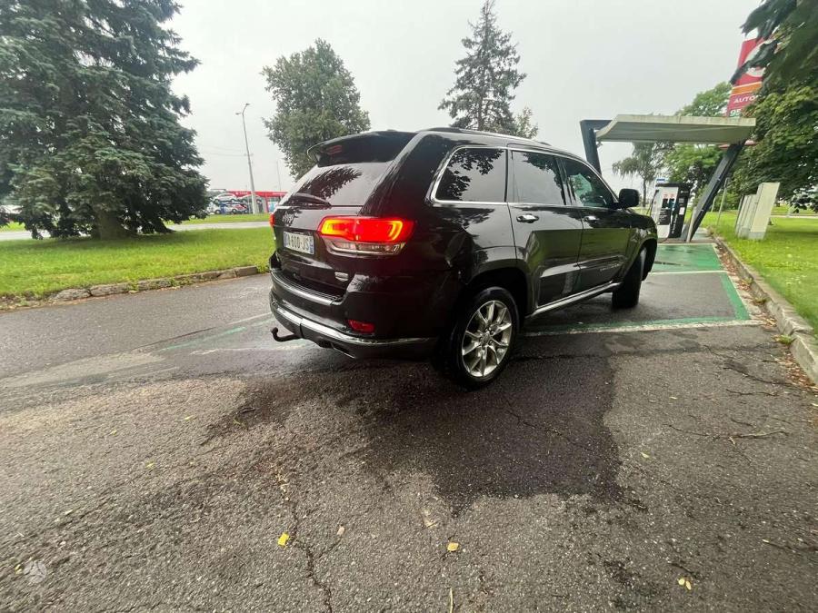 Melns Jeep Grand Cherokee 2013 Tauragė, ar dzinēja tilpumu 2.99 L un nobraukumu 229 tūkst. km par 9000 €, foto 6 vietnē AUTOMOTO.COM.LV