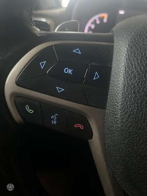 Melns Jeep Grand Cherokee 2013 Tauragė, ar dzinēja tilpumu 2.99 L un nobraukumu 229 tūkst. km par 9000 €, foto 11 vietnē AUTOMOTO.COM.LV