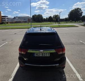 Melns Jeep Grand Cherokee 2013 Rīga, ar dzinēja tilpumu 3.00 L un nobraukumu 234 tūkst. km par 11300 €, foto 5 vietnē AUTOMOTO.COM.LV