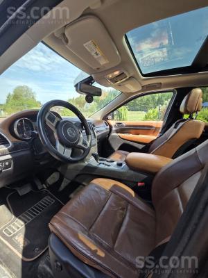 Melns Jeep Grand Cherokee 2013 Rīga, ar dzinēja tilpumu 3.00 L un nobraukumu 234 tūkst. km par 11300 €, foto 11 vietnē AUTOMOTO.COM.LV