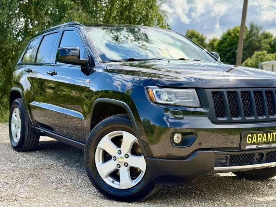 Melns Jeep Grand Cherokee 2013 Šauļi, ar dzinēja tilpumu 2.99 L un nobraukumu 284 tūkst. km par 13200 €, foto 16 vietnē AUTOMOTO.COM.LV