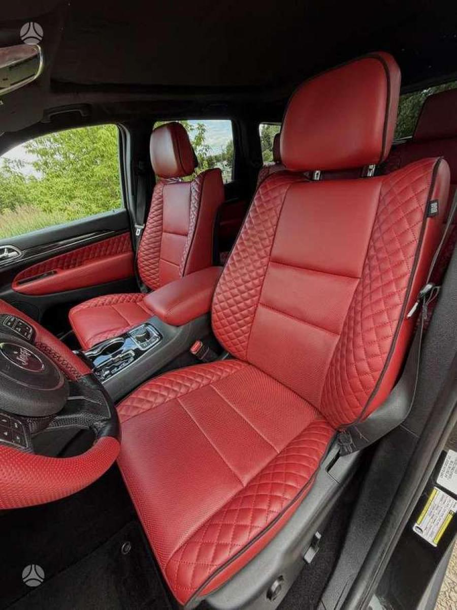 Melns Jeep Grand Cherokee 2013 Šauļi, ar dzinēja tilpumu 2.99 L un nobraukumu 284 tūkst. km par 13200 €, foto 29 vietnē AUTOMOTO.COM.LV