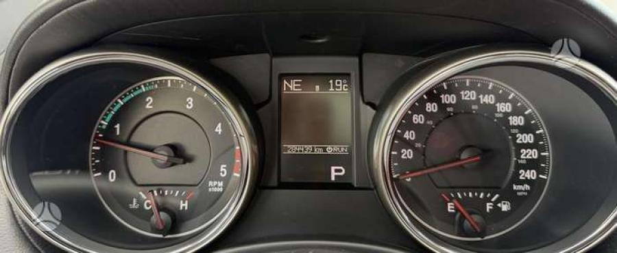 Melns Jeep Grand Cherokee 2013 Šauļi, ar dzinēja tilpumu 2.99 L un nobraukumu 284 tūkst. km par 13200 €, foto 45 vietnē AUTOMOTO.COM.LV