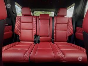 Black Jeep Grand Cherokee 2013 in Siauliai, with an engine capacity of 2.99 L and mileage of 284 thousand km for 13200 €, photo 34 on AUTOMOTO.COM.LV