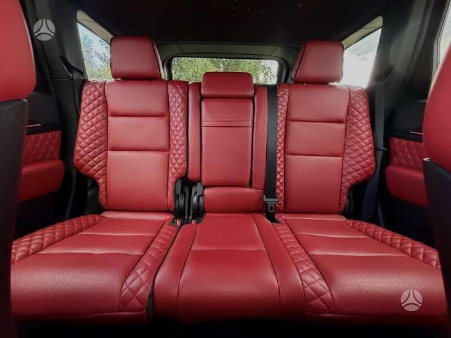 Black Jeep Grand Cherokee 2013 in Siauliai, with an engine capacity of 2.99 L and mileage of 284 thousand km for 13200 €, photo 34 on AUTOMOTO.COM.LV