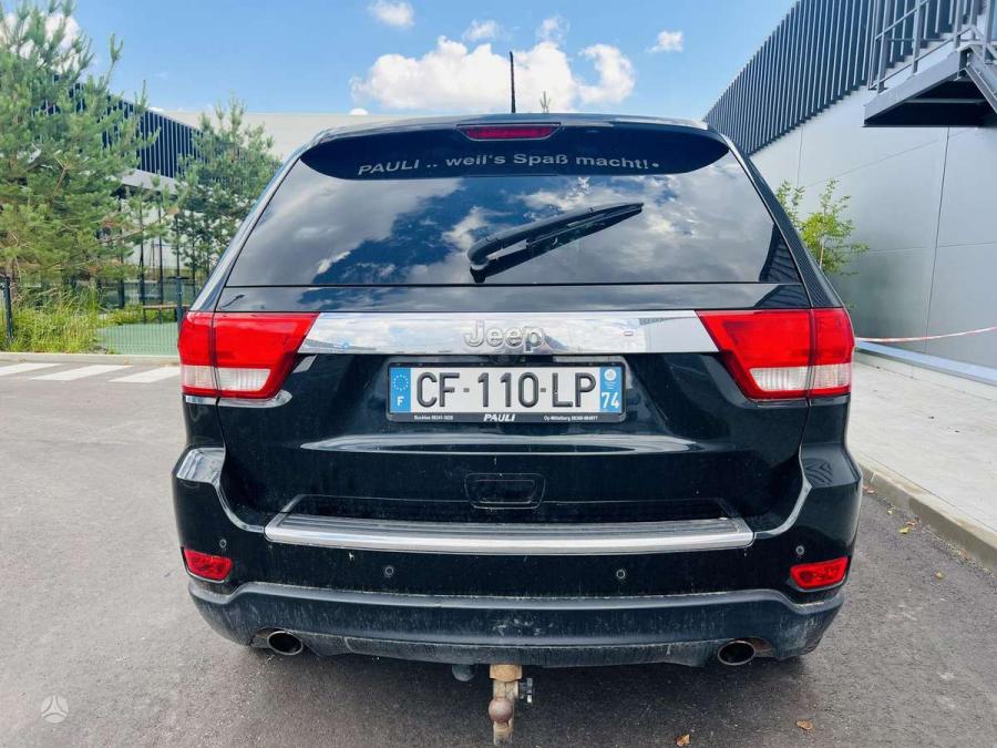 Black Jeep Grand Cherokee 2013 in Kaunas, with an engine capacity of 3.00 L and mileage of 198 thousand km for 6700 €, photo 11 on AUTOMOTO.COM.LV
