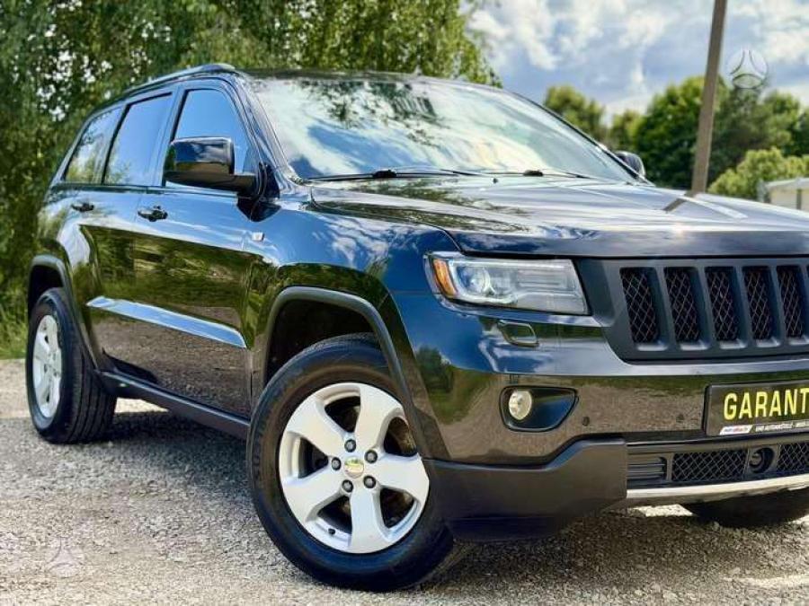 Melns Jeep Grand Cherokee 2013 Šauļi, ar dzinēja tilpumu 2.99 L un nobraukumu 284 tūkst. km par 13200 €, foto 16 vietnē AUTOMOTO.COM.LV