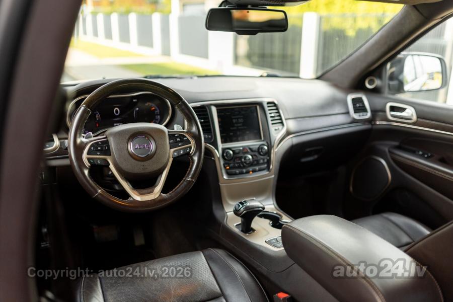 Melns Jeep Grand Cherokee 2013 Tallina, ar dzinēja tilpumu 3.00 L un nobraukumu 280 tūkst. km par 9900 €, foto 10 vietnē AUTOMOTO.COM.LV
