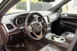 Melns Jeep Grand Cherokee 2013 Tallina, ar dzinēja tilpumu 3.00 L un nobraukumu 280 tūkst. km par 9900 €, foto 12 vietnē AUTOMOTO.COM.LV