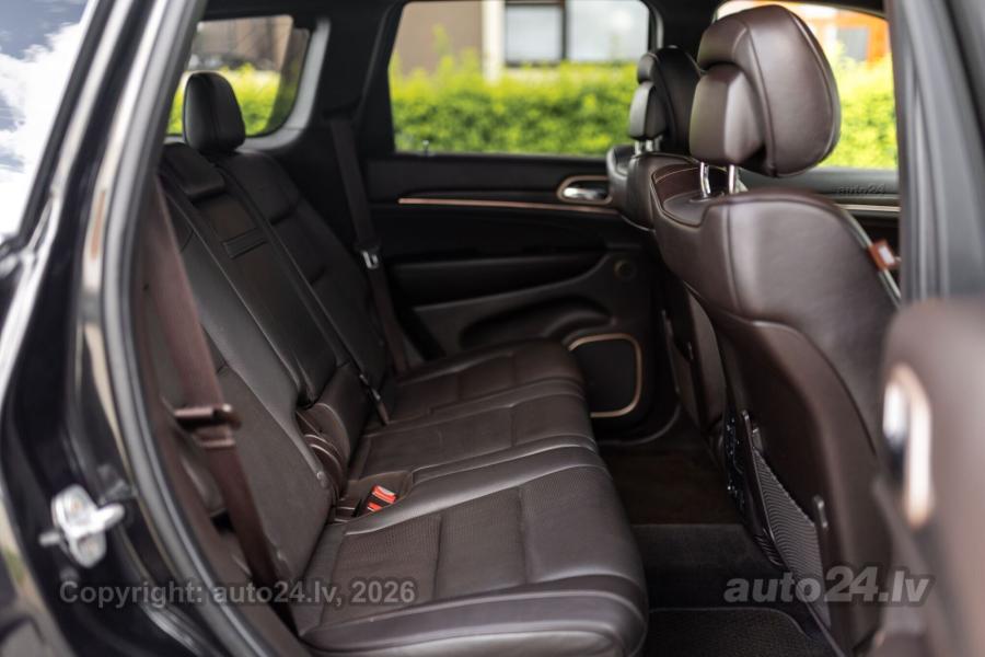 Melns Jeep Grand Cherokee 2013 Tallina, ar dzinēja tilpumu 3.00 L un nobraukumu 280 tūkst. km par 9900 €, foto 15 vietnē AUTOMOTO.COM.LV