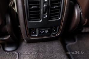 Melns Jeep Grand Cherokee 2013 Tallina, ar dzinēja tilpumu 3.00 L un nobraukumu 280 tūkst. km par 9900 €, foto 23 vietnē AUTOMOTO.COM.LV