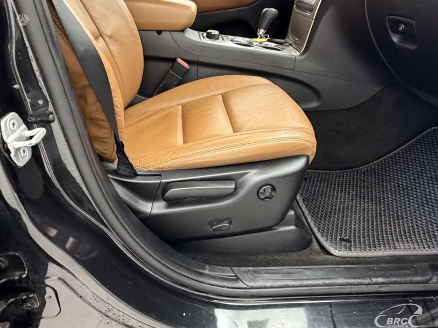 Melns Jeep Grand Cherokee 2013 Viļņa, ar dzinēja tilpumu 2.99 L un nobraukumu 253 tūkst. km par 10000 €, foto 8 vietnē AUTOMOTO.COM.LV