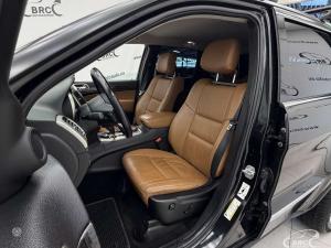 Melns Jeep Grand Cherokee 2013 Viļņa, ar dzinēja tilpumu 2.99 L un nobraukumu 253 tūkst. km par 10000 €, foto 25 vietnē AUTOMOTO.COM.LV
