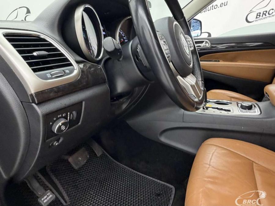 Melns Jeep Grand Cherokee 2013 Viļņa, ar dzinēja tilpumu 2.99 L un nobraukumu 253 tūkst. km par 10000 €, foto 27 vietnē AUTOMOTO.COM.LV