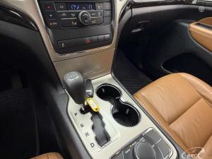 Melns Jeep Grand Cherokee 2013 Viļņa, ar dzinēja tilpumu 2.99 L un nobraukumu 253 tūkst. km par 10000 €, foto 28 vietnē AUTOMOTO.COM.LV