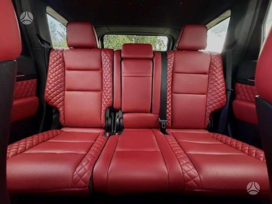 Black Jeep Grand Cherokee 2013 in Siauliai, with an engine capacity of 2.99 L and mileage of 284 thousand km for 9999 €, photo 58 on AUTOMOTO.COM.LV