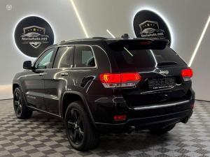 Black Jeep Grand Cherokee 2013 in Marijampole, with an engine capacity of 2.99 L and mileage of 283 thousand km for 12999 €, photo 34 on AUTOMOTO.COM.LV