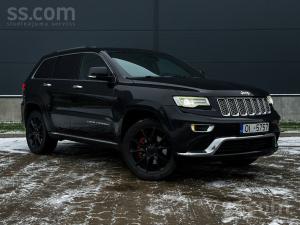 Melns Jeep Grand Cherokee 2014 Rīga, ar dzinēja tilpumu 3.00 L un nobraukumu 278 tūkst. km par 12600 €, foto 3 vietnē AUTOMOTO.COM.LV