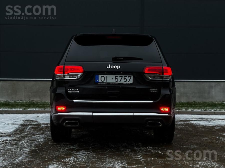 Melns Jeep Grand Cherokee 2014 Rīga, ar dzinēja tilpumu 3.00 L un nobraukumu 278 tūkst. km par 12600 €, foto 6 vietnē AUTOMOTO.COM.LV