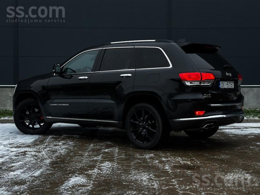 Melns Jeep Grand Cherokee 2014 Rīga, ar dzinēja tilpumu 3.00 L un nobraukumu 278 tūkst. km par 12600 €, foto 8 vietnē AUTOMOTO.COM.LV