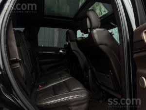 Melns Jeep Grand Cherokee 2014 Rīga, ar dzinēja tilpumu 3.00 L un nobraukumu 278 tūkst. km par 12600 €, foto 11 vietnē AUTOMOTO.COM.LV