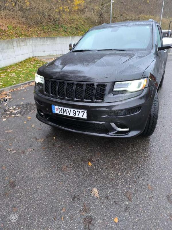 Melns Jeep Grand Cherokee 2014 Viļņa, ar dzinēja tilpumu 3.60 L un nobraukumu 250 tūkst. km par 14700 €, foto 5 vietnē AUTOMOTO.COM.LV