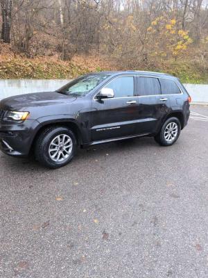 Black Jeep Grand Cherokee 2014 in Vilnius, with an engine capacity of 3.60 L and mileage of 250 thousand km for 14700 €, photo 6 on AUTOMOTO.COM.LV
