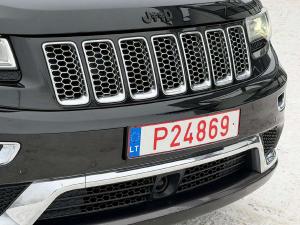 Black Jeep Grand Cherokee 2014 in Jonava, with an engine capacity of 2.99 L and mileage of 247 thousand km for 14499 €, photo 16 on AUTOMOTO.COM.LV