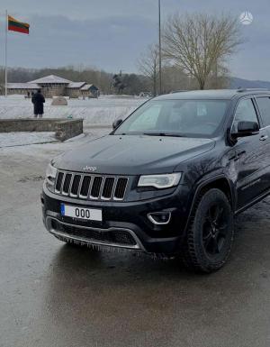 Melns Jeep Grand Cherokee 2014 Kauņa, ar dzinēja tilpumu 2.99 L un nobraukumu 176 tūkst. km par 12500 €, foto 2 vietnē AUTOMOTO.COM.LV
