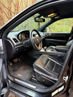 Melns Jeep Grand Cherokee 2014 Kauņa, ar dzinēja tilpumu 2.99 L un nobraukumu 176 tūkst. km par 12500 €, foto 11 vietnē AUTOMOTO.COM.LV