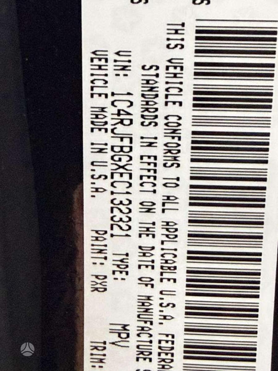 Black Jeep Grand Cherokee 2014 in Siauliai, with an engine capacity of 3.60 L and mileage of 148 thousand km for 13999 €, photo 17 on AUTOMOTO.COM.LV