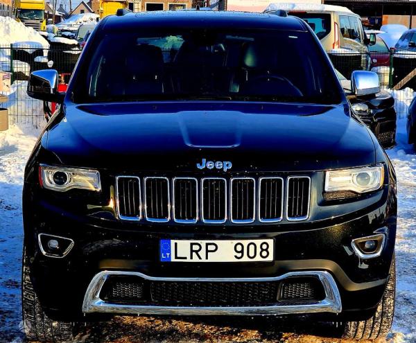 Melns Jeep Grand Cherokee 2014 Kretinga, ar dzinēja tilpumu 3.00 L un nobraukumu 264 tūkst. km par 12999 €, foto 2 vietnē AUTOMOTO.COM.LV